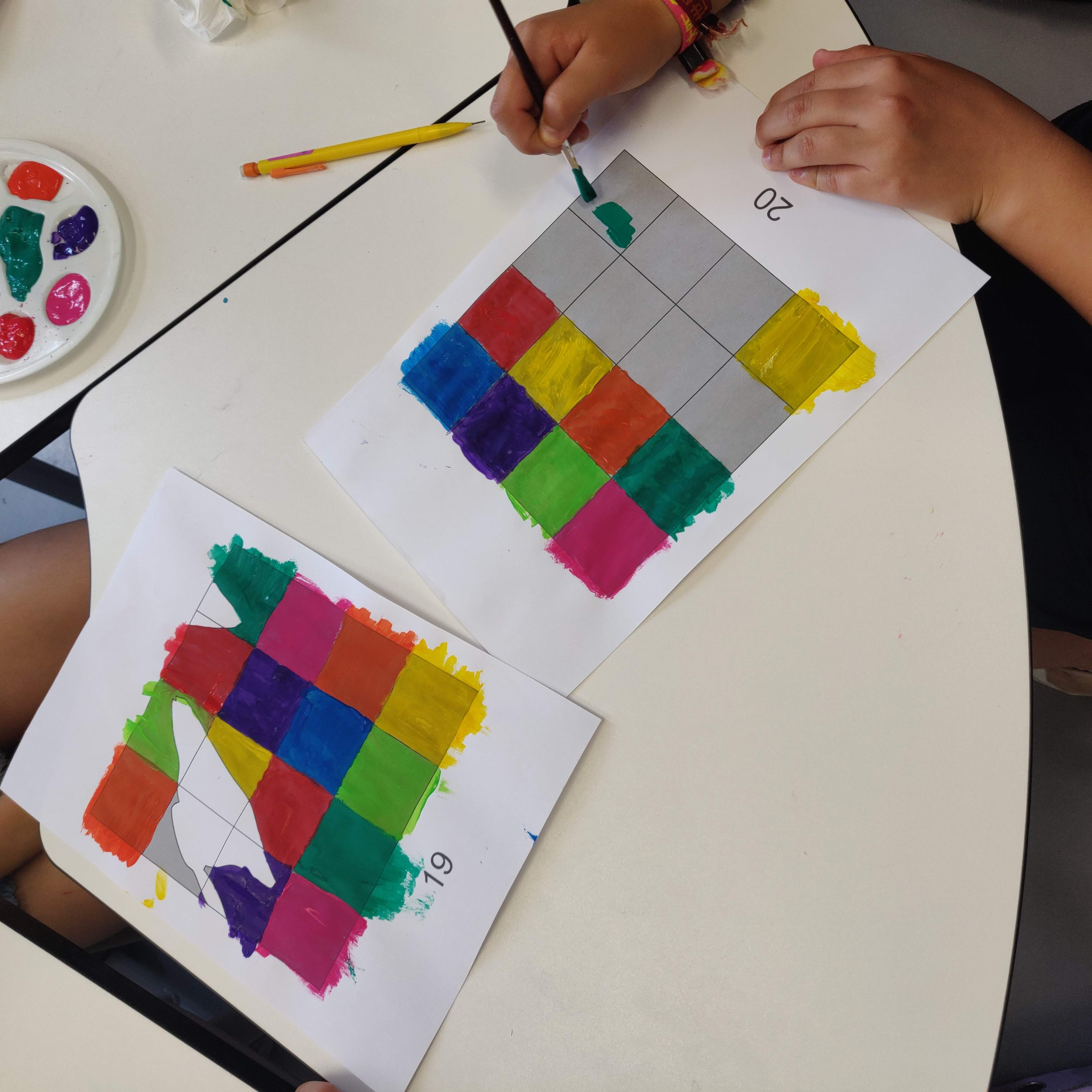 5B… à la manière de Chuck Close – Collège Cardinal Mercier