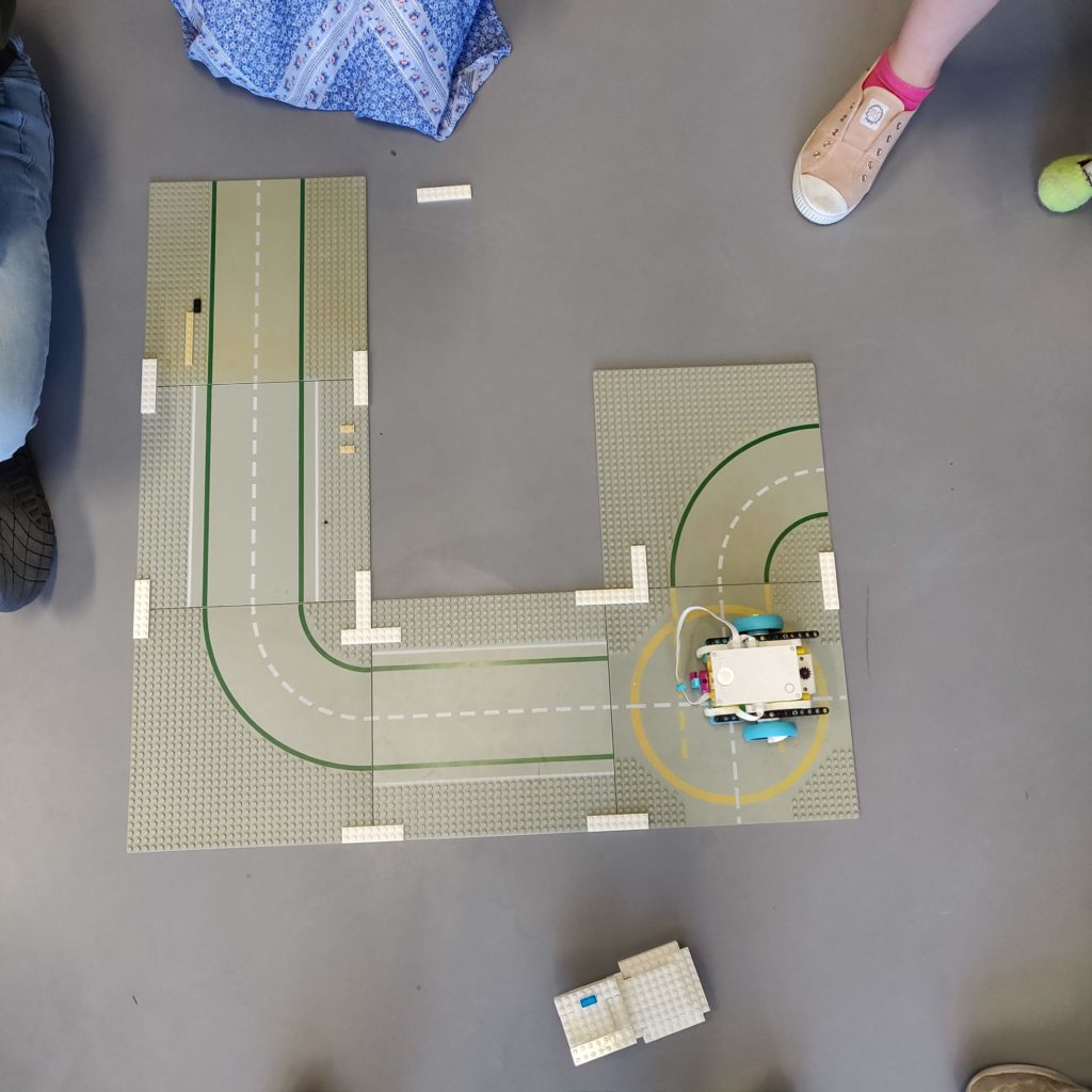 5B: Finalisation de nos codages avec des “lego spike” – Collège ...